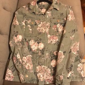 Kensie | Jackets & Coats | Kensie Floral Print Denim Utility Jacket ...